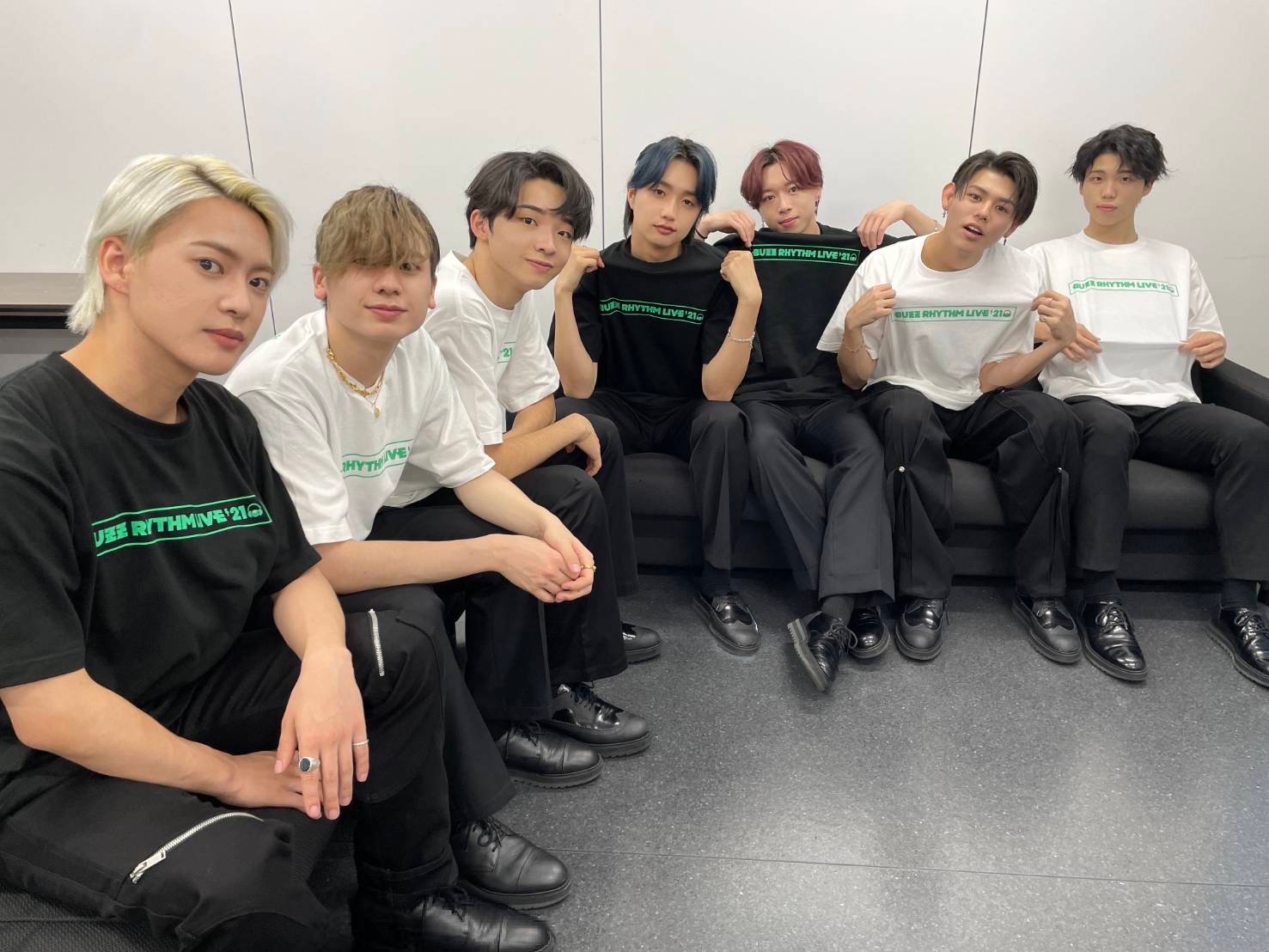 BMSG Official on Twitter: "BE:FIRST 出演情報 - - - 12/3(金) 25:29-26:29 NTV「バズリズム02(@BUZZRHYTHM_NTV ...