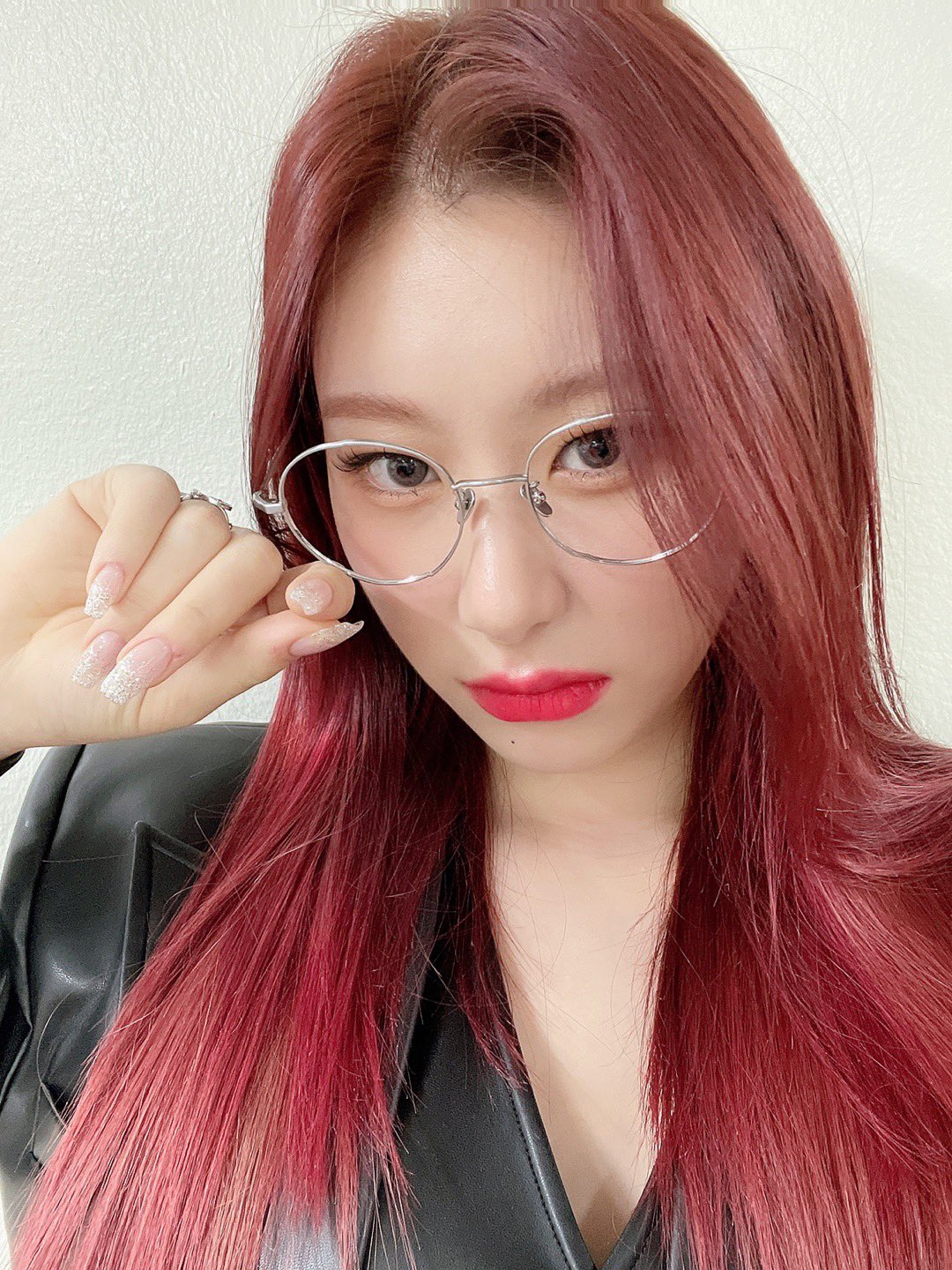 ITZY on Twitter: "Thanks to MIDZY’s love, ITZY got energy⚡ #ITZY #MIDZY @ITZYofficial #AAA ...
