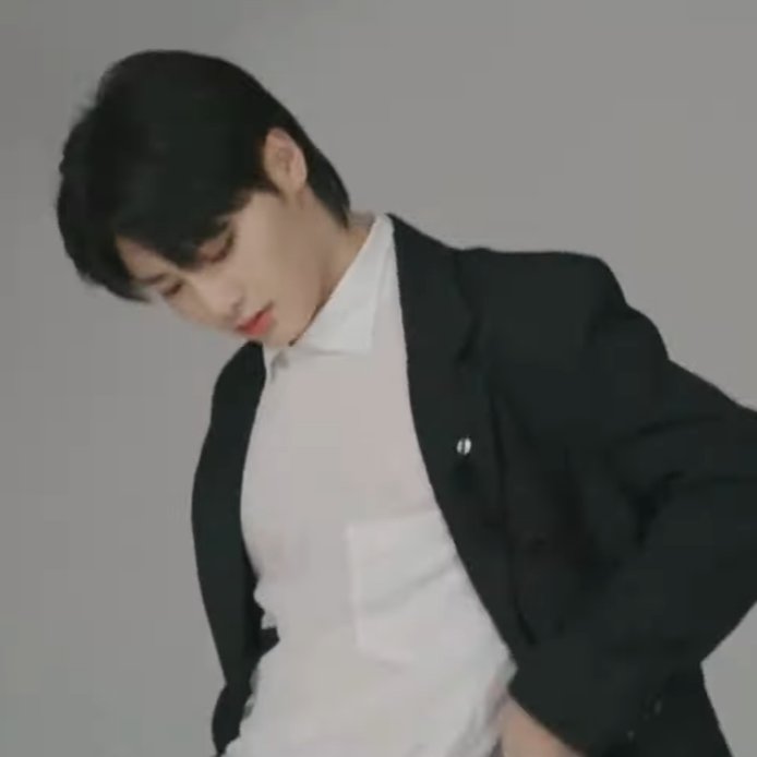 절편♡̷̷̷.. (@pyeon_mp4) | Twitter