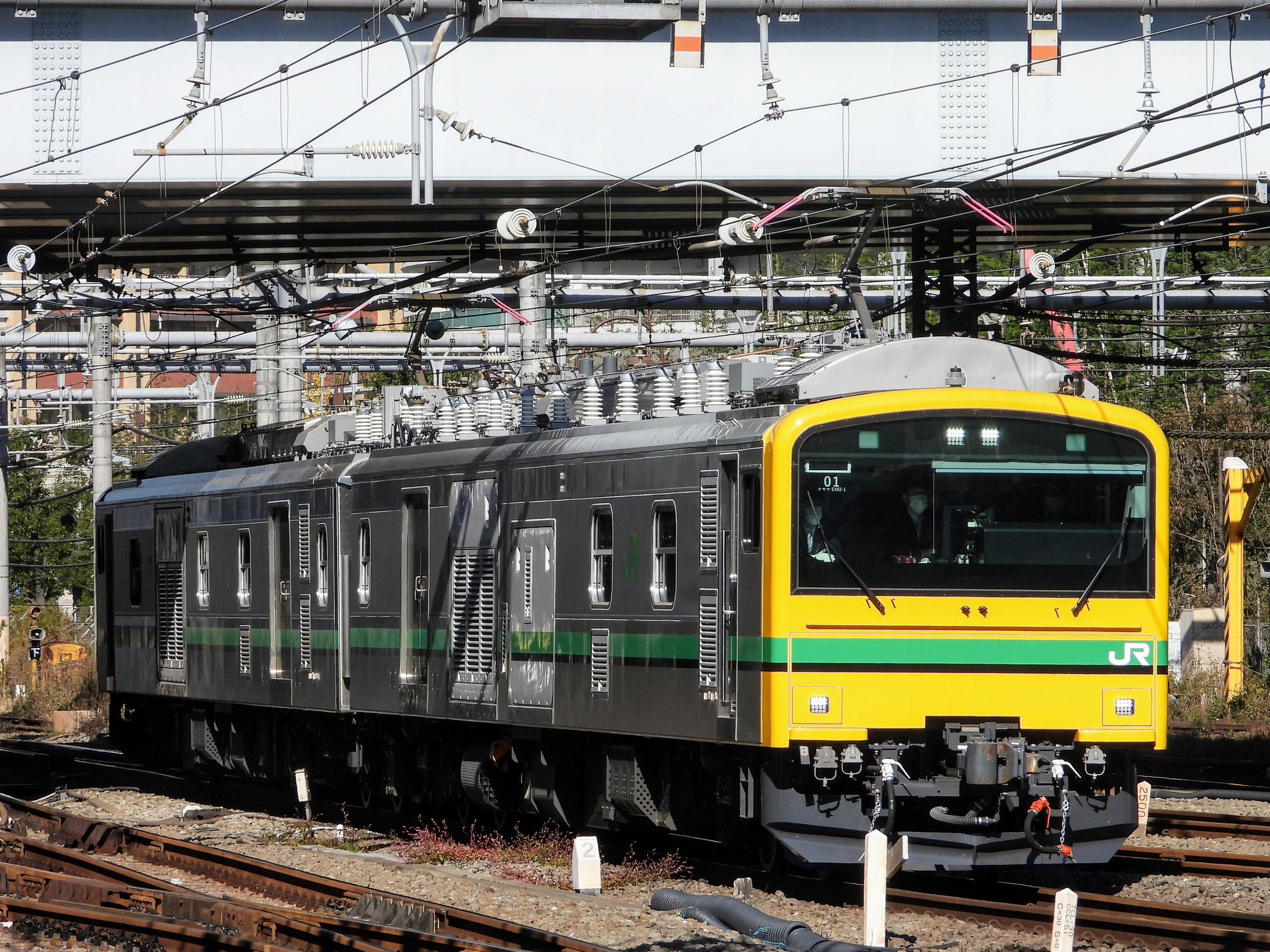 HanHaruFun on Twitter: "E493系 2両編成(尾久車両センター所属) 試運転 山手貨物線大崎駅にて。(10:52) https://t.co/ghk0jcUlSX ...