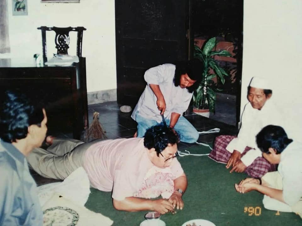 [Utas] Antara Mbah Lim dan Gus Dur: Batur, Batir, dan Botoh Banyak ...