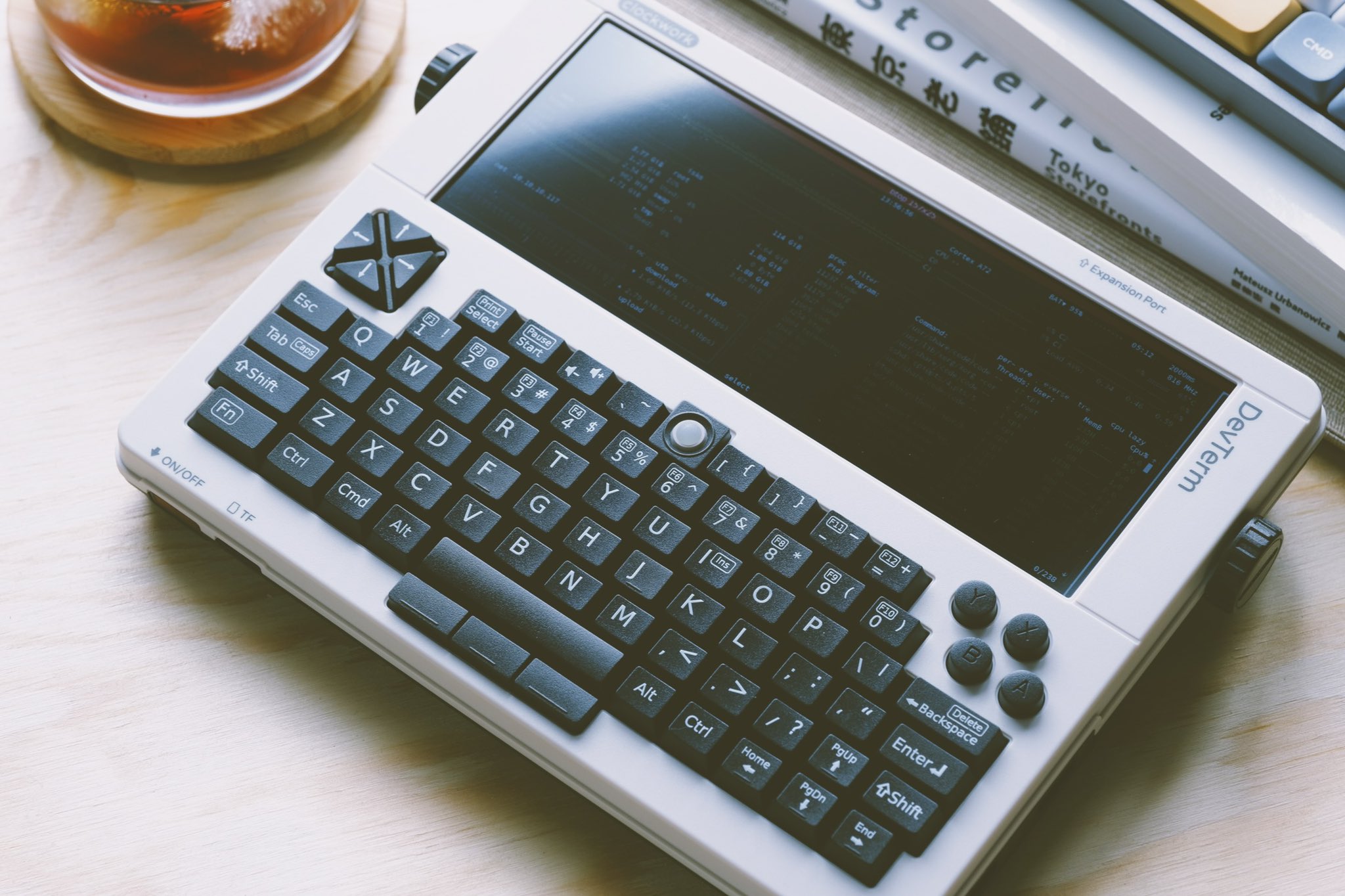 Mochi on Twitter: "Finish assembly my DevTerm A06. It looks remarkable. #DevTerm #clockworkpi ...