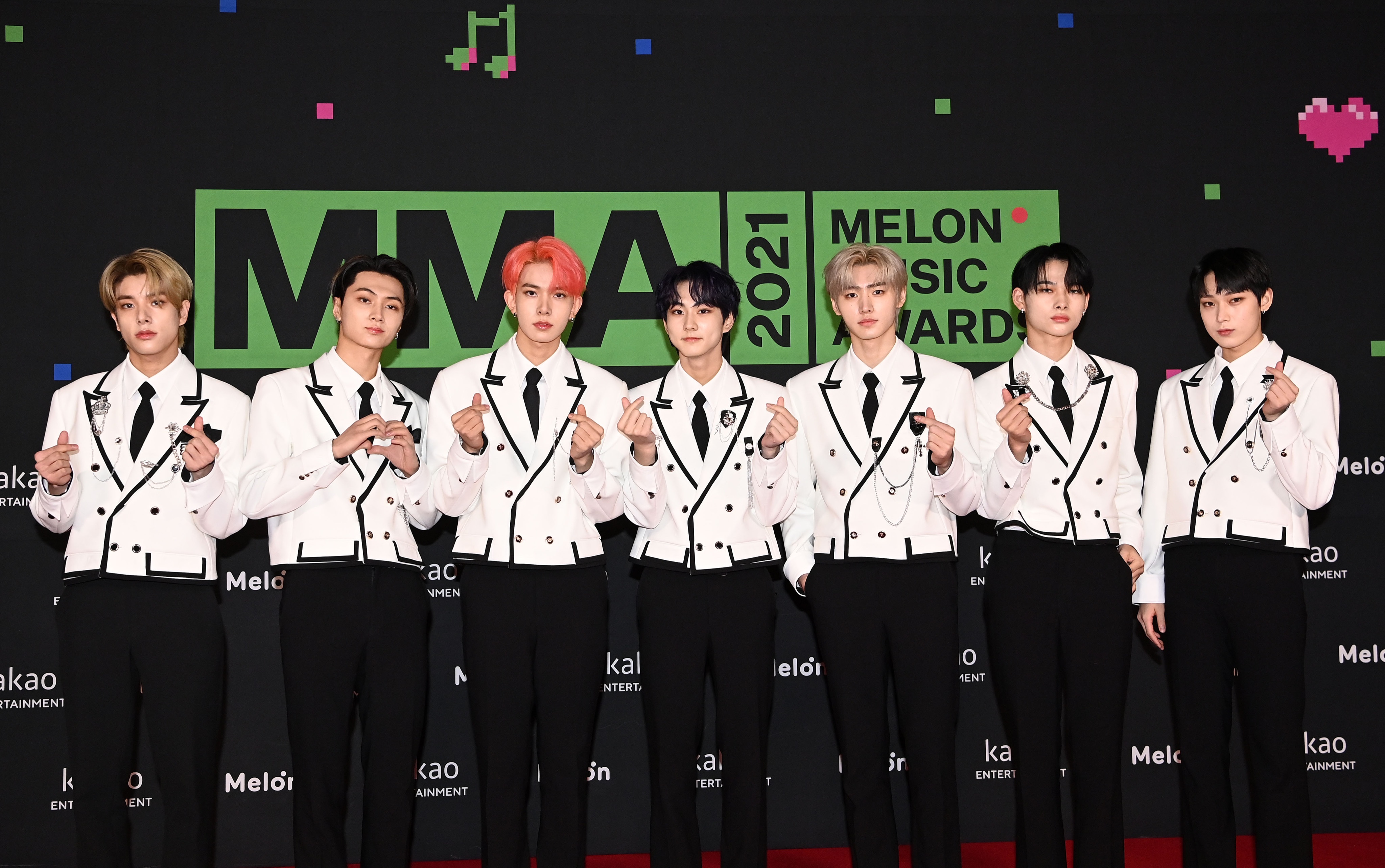 Melon on Twitter: "#MMA2021 포토월 사진 공개📸 #엔하이픈 #ENHYPEN #MMA #MMA2021 #멜론뮤직어워드 @ENHYPEN https://t ...