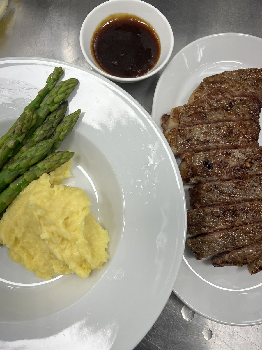 Ntate Letswele (@motho_wa_qwaqwa) | Twitter