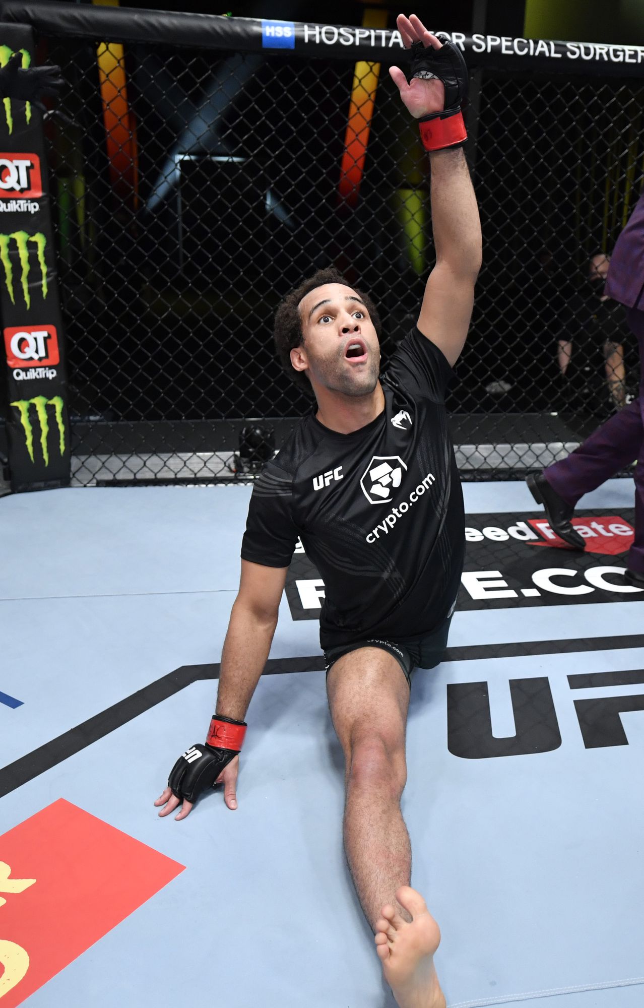 Reverse Triangle Mma