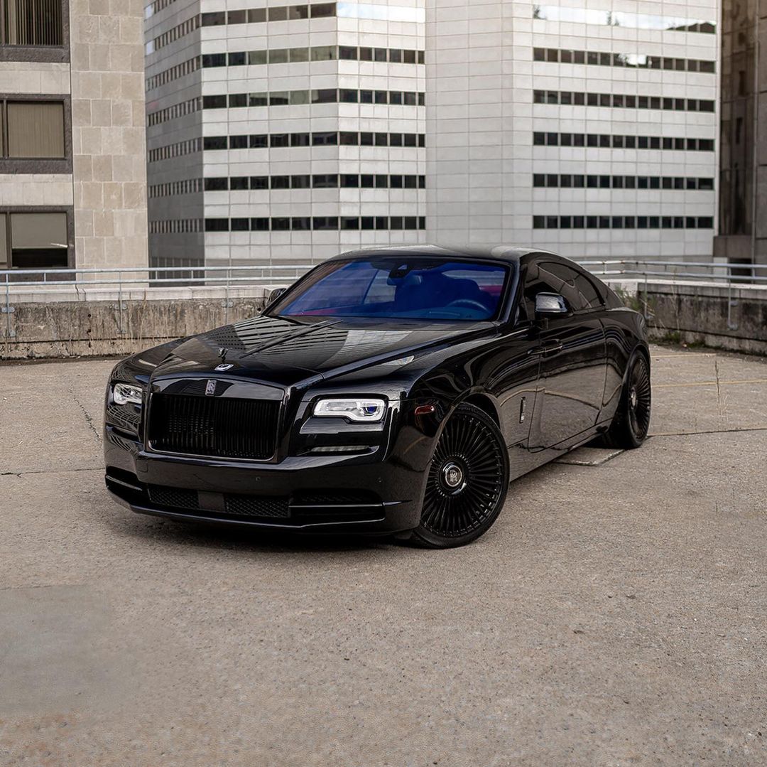 Rolls Royce Wraith Matte Black