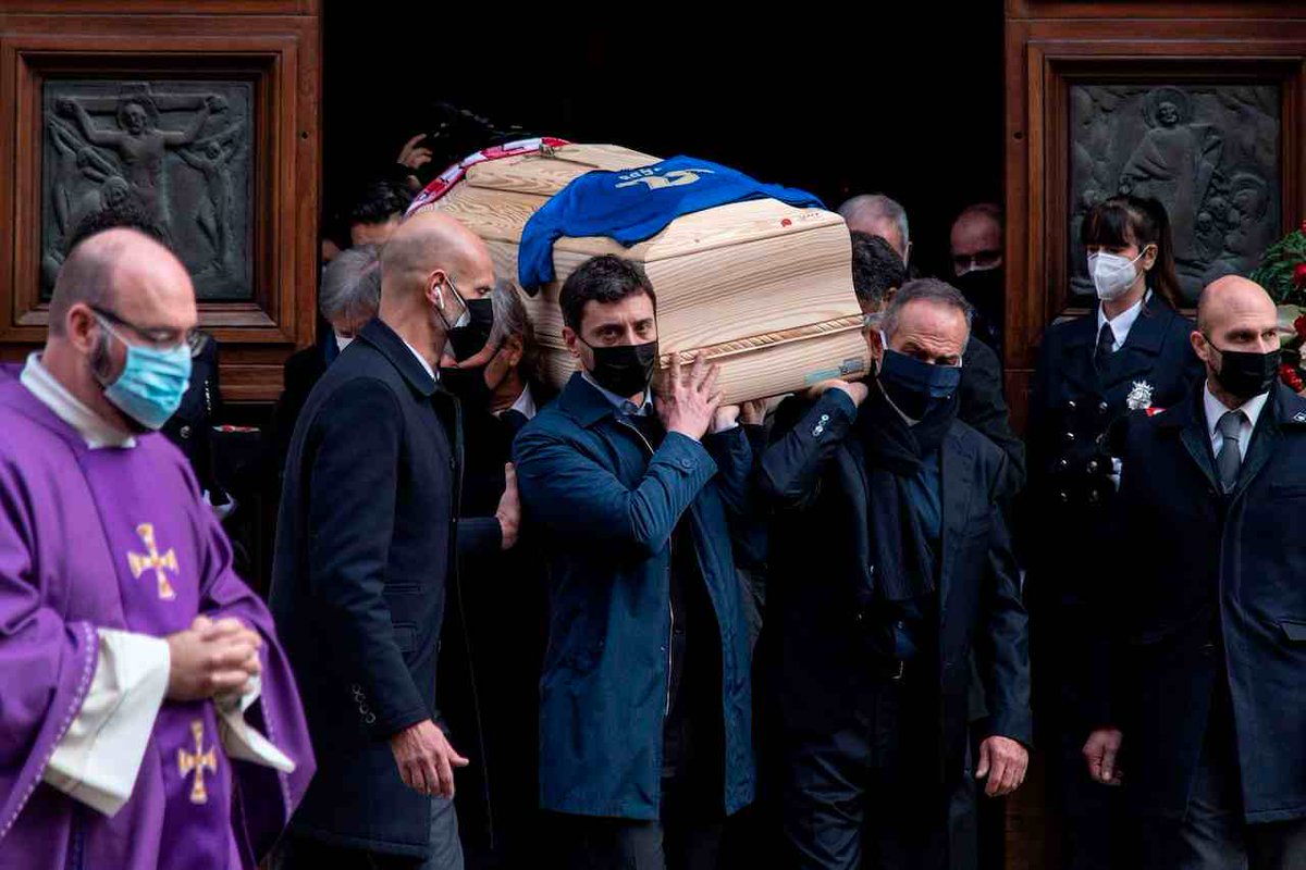 🏻🧵 [HILO] A un año del fallecimiento de PAOLO ROSSI, el MÁXIMO ÍDOLO ...