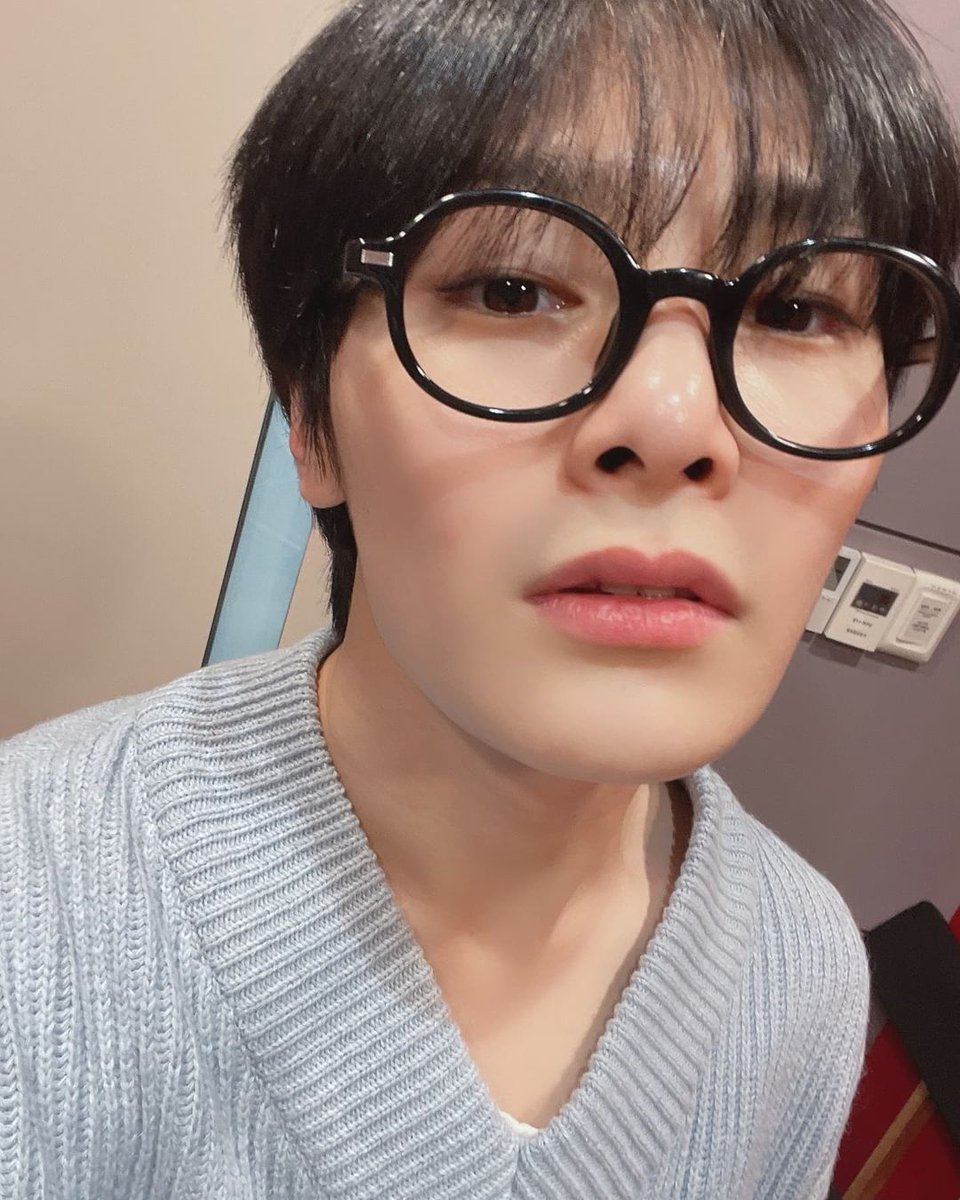 jiha lee (@LAZYASS07) | Twitter