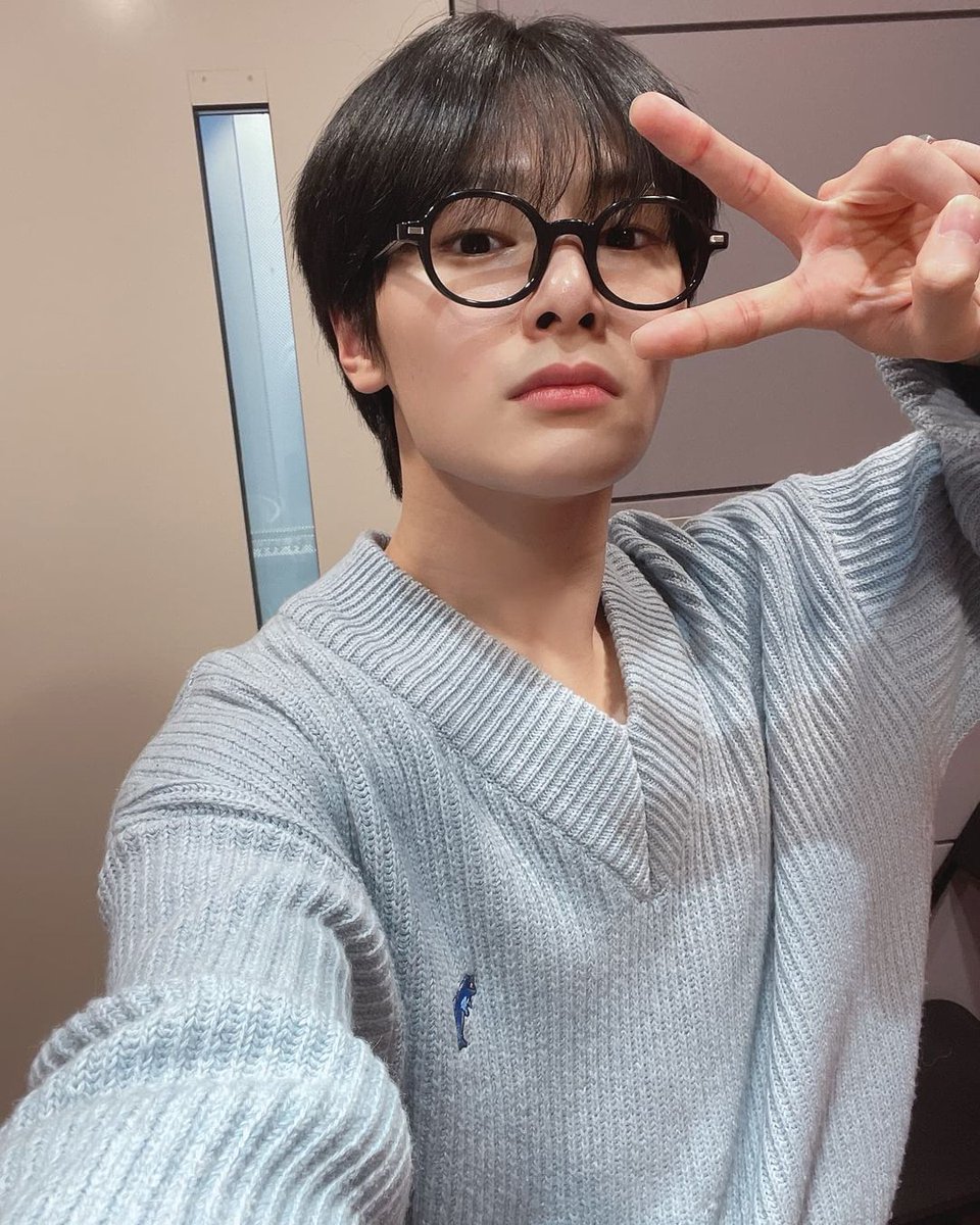 jiha lee (@LAZYASS07) | Twitter