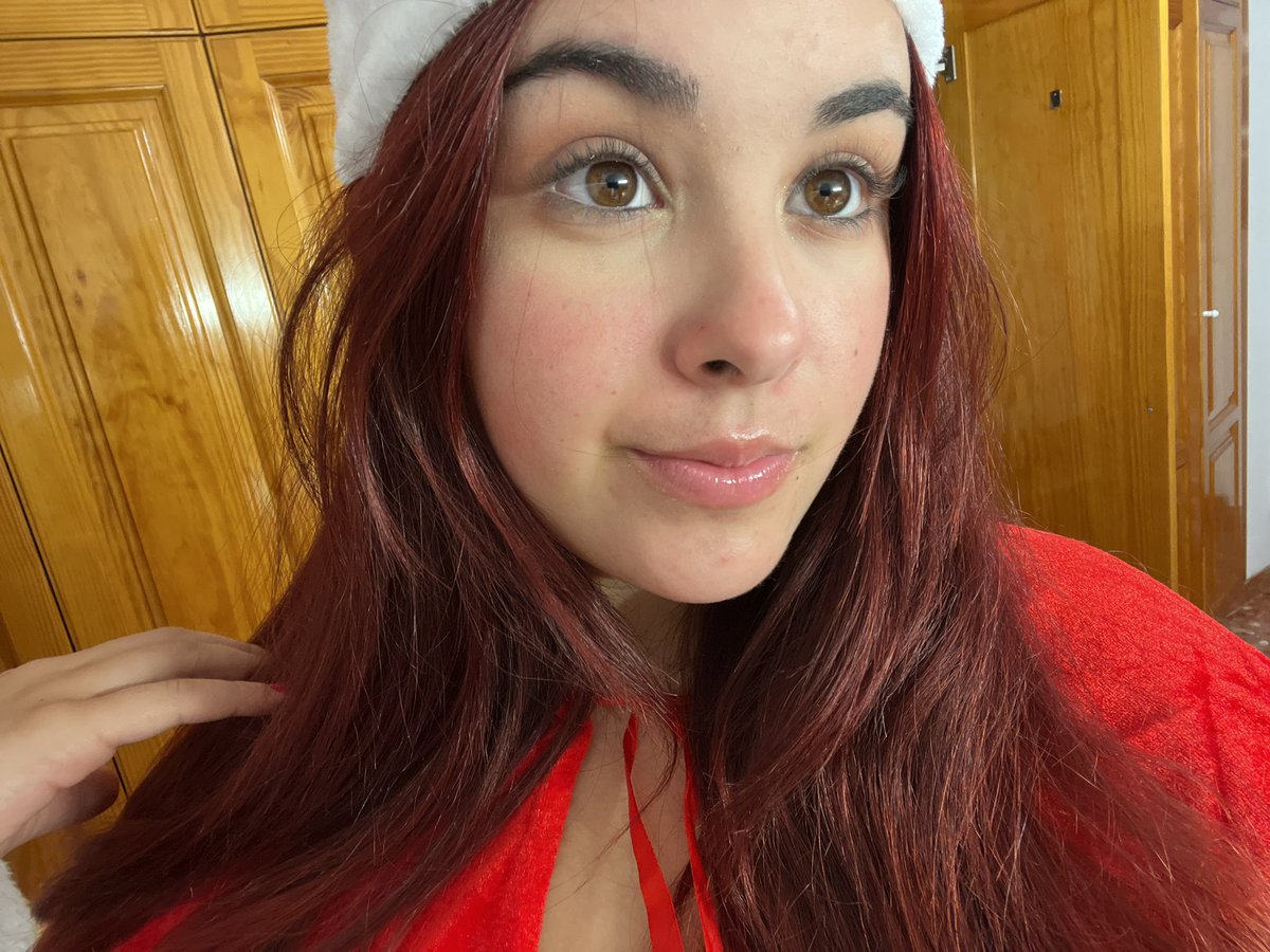 Rachel Galvan's Instagram, Twitter & Facebook on IDCrawl