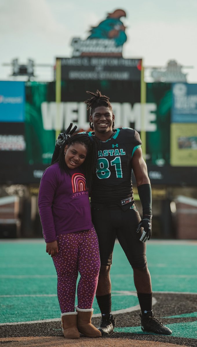 Furman DL Adrian Hope transfers to Coastal Carolina : r/CFB