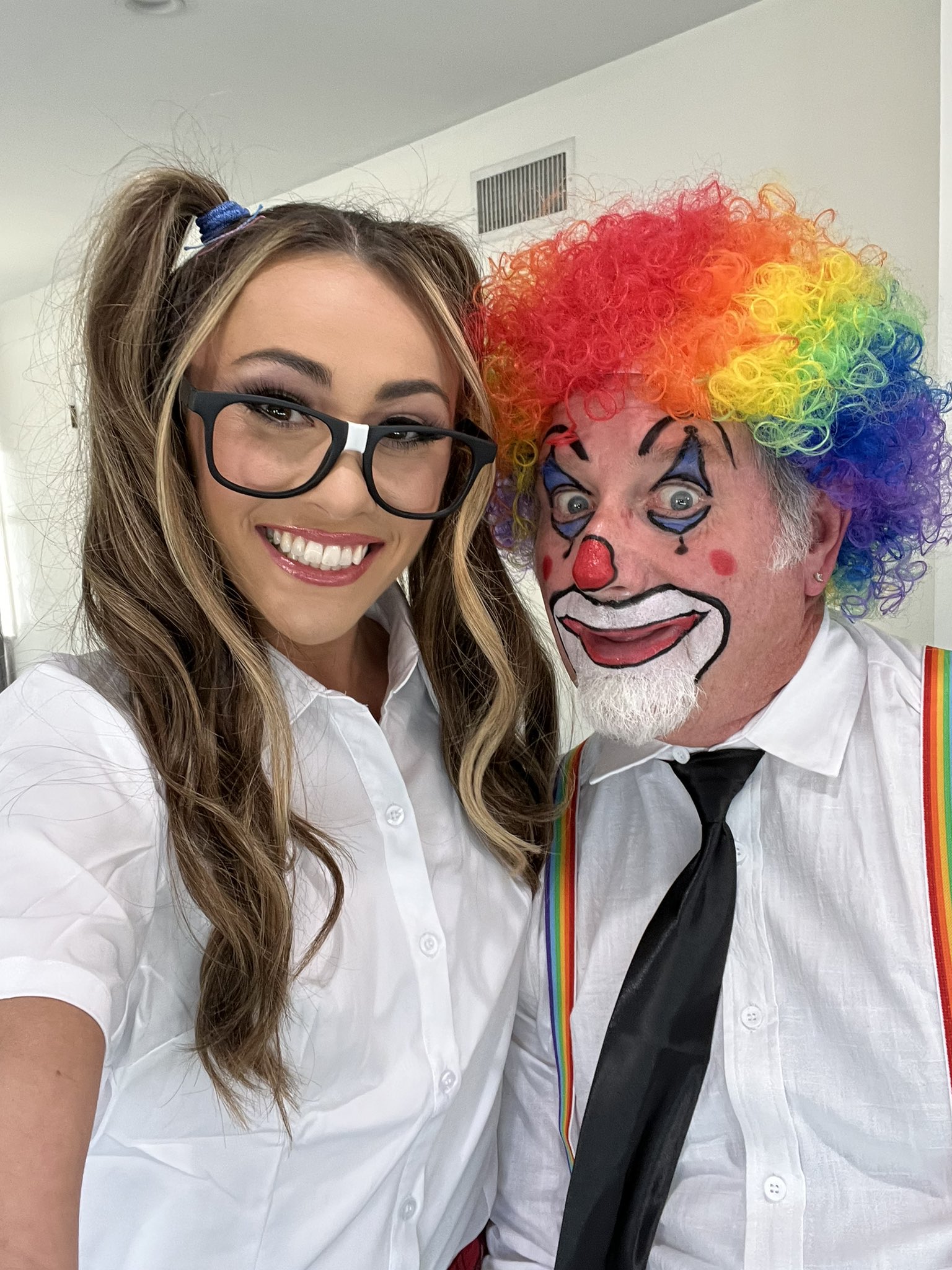 TW Pornstars - 1 pic. Mackenzie Mace. Twitter. Uncle Birthday Clown ...