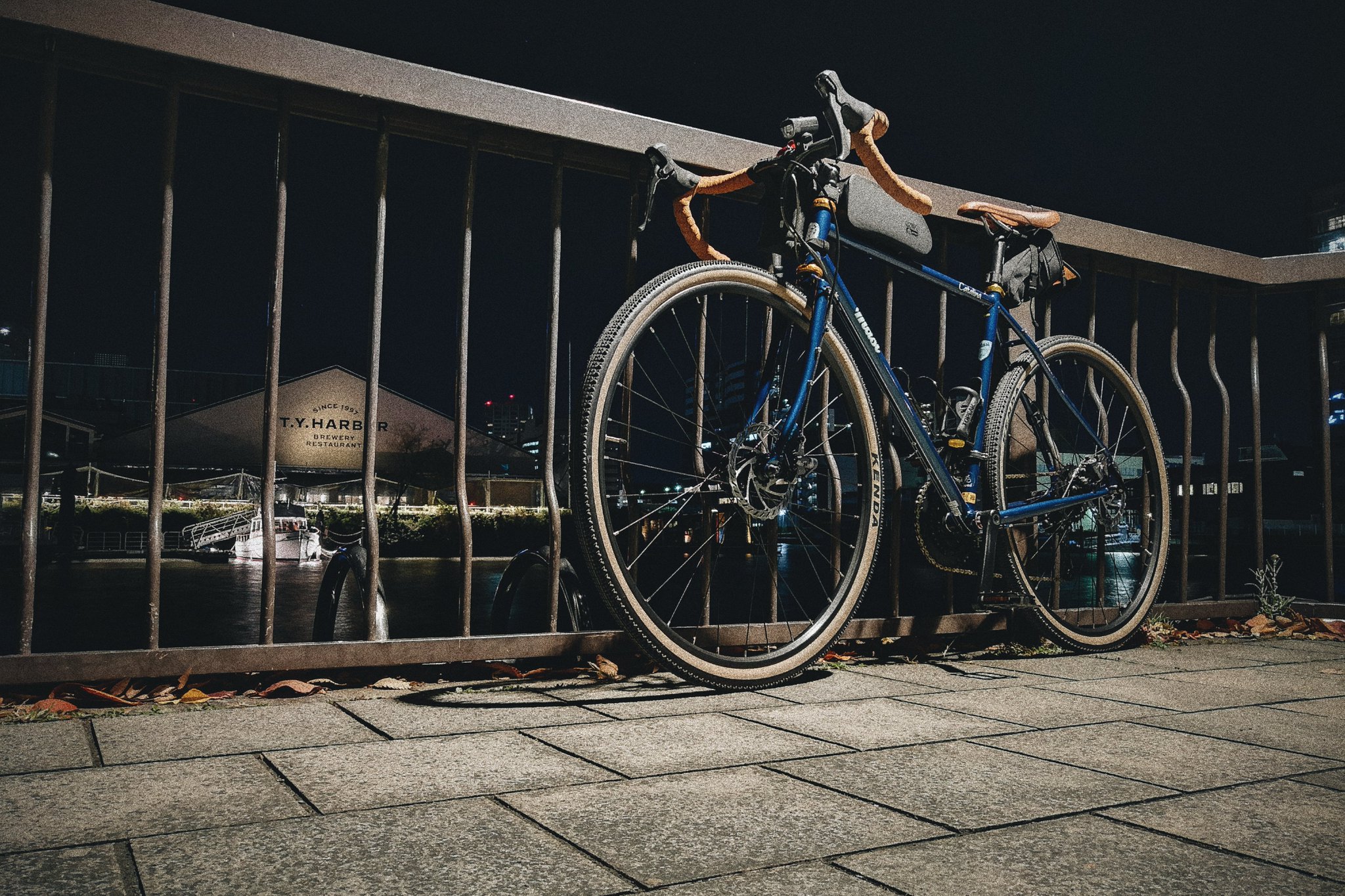 HIRO on Twitter: "深夜サイクリング。 運河沿い。 #masi #catalina #vsco https://t.co ...