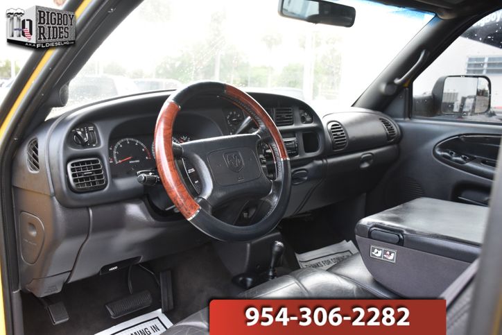 2000 Dodge Ram 1500 Interior