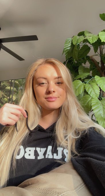 Tw Pornstars Amber Moore The Most Liked Pictures And Videos From