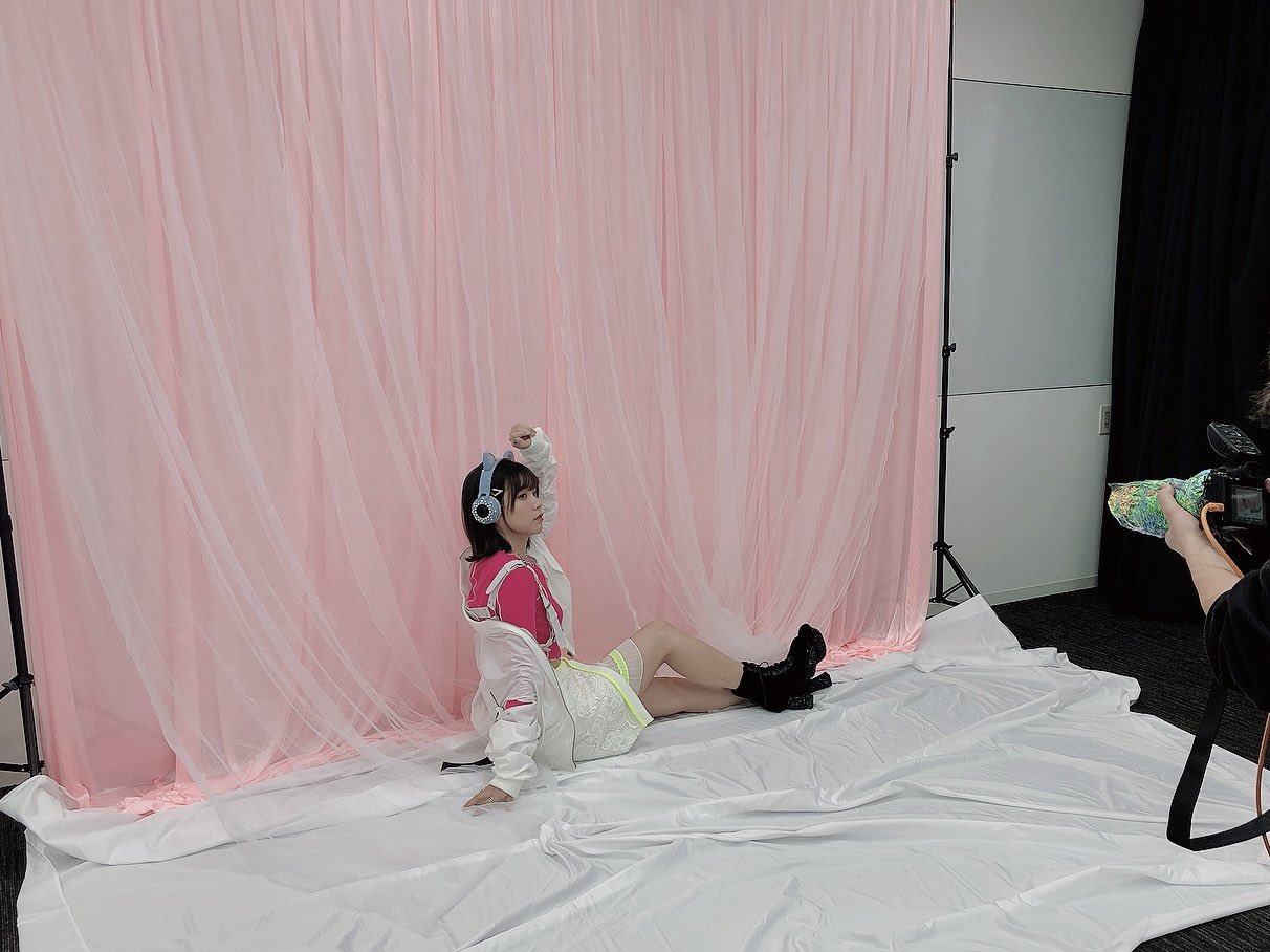 Liyuu on Twitter: "🤍Liyuu 1st album「fo(u)r YuU」2曲目「Endless Vacation」 こちらのインタビューでいっぱい話しました☺️可愛い衣装 ...