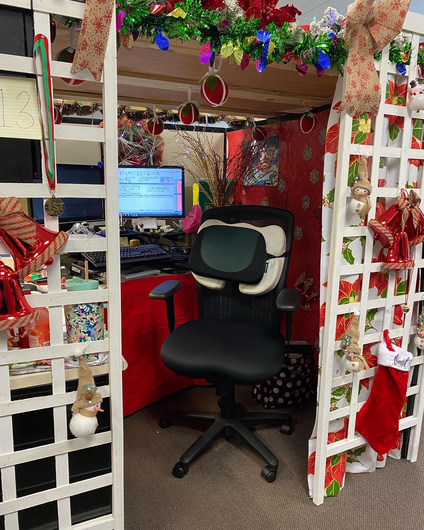 Holiday Cubicle Contest Hancock Associates | Congratulations To The