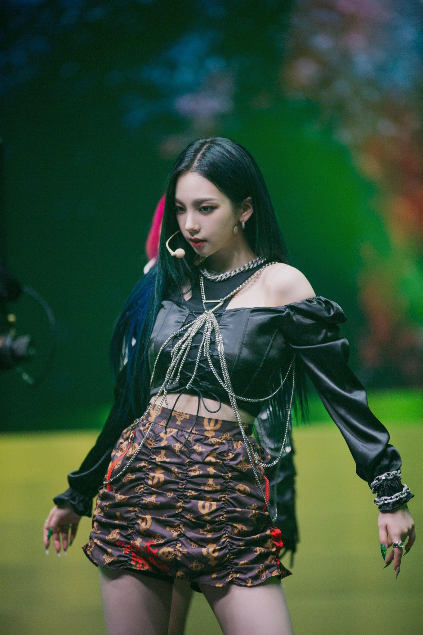 GOT - 'Step Back' Stage Video ⋆ Girl Group Stan