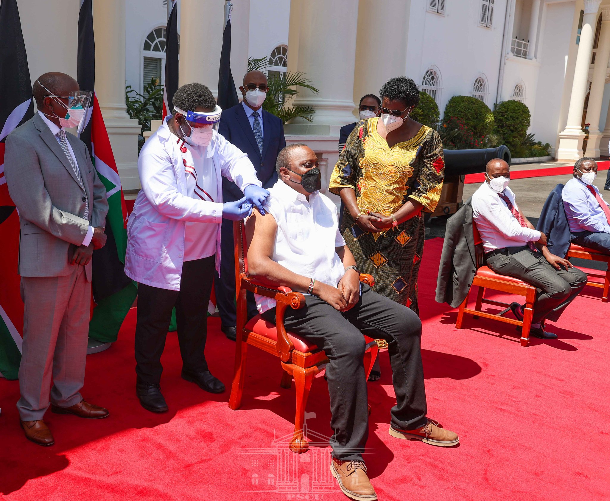 State House Kenya on Twitter: "1/3 His Excellency President Uhuru Kenyatta on Friday at State ...