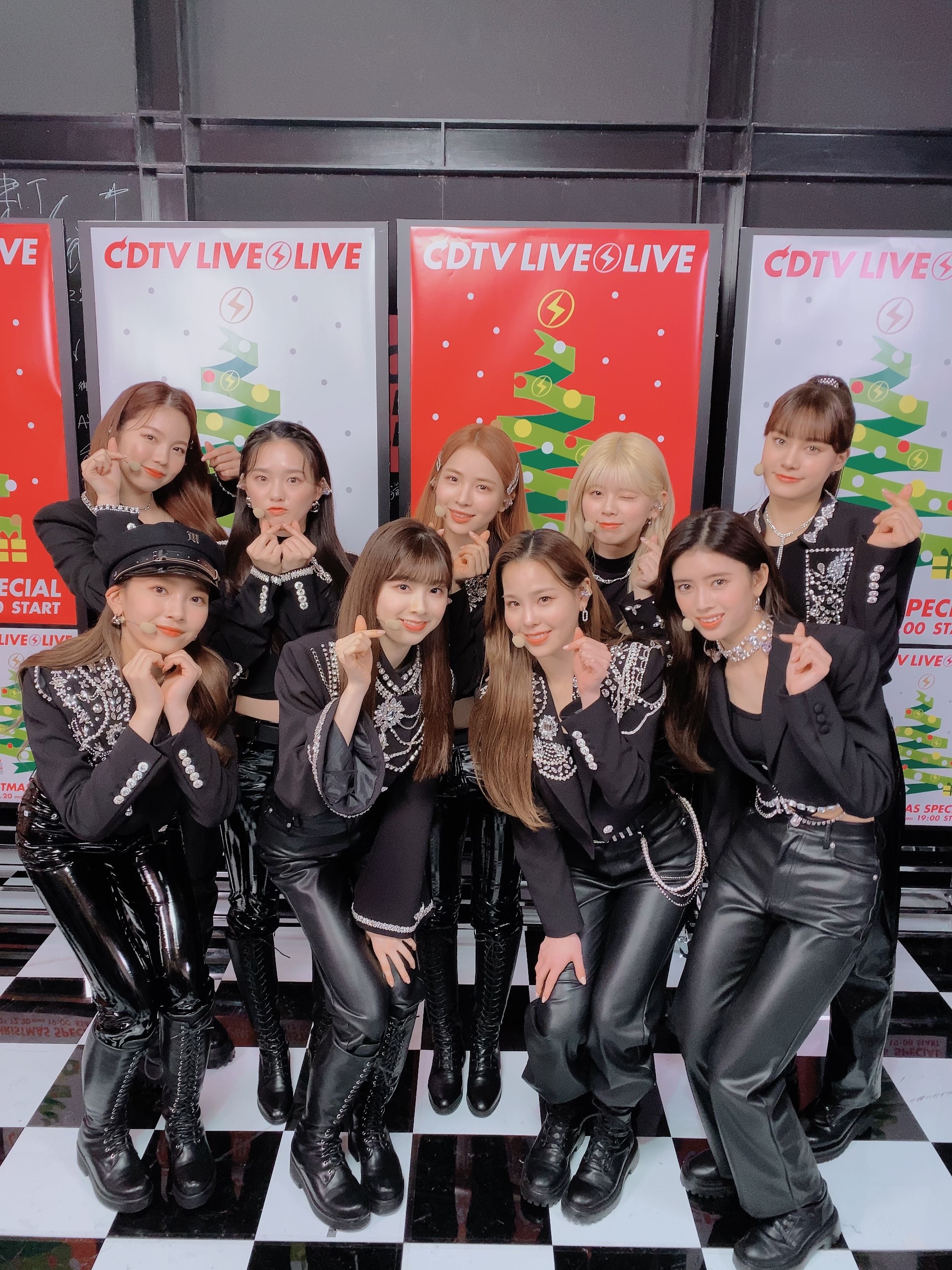 NiziU on Twitter: "みなさん💓 #CDTVライブライブ クリスマス4時間SPでの #Chopstick🥢 #Poppin_Shakin のステージいかがでしたか⁉️ もうすぐ ...