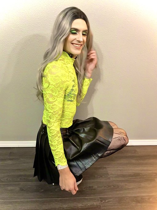 TW Pornstars - 𝓚𝓻𝔂𝓼𝓽𝓪𝓵💗. Pictures and videos from Twitter. Page 2