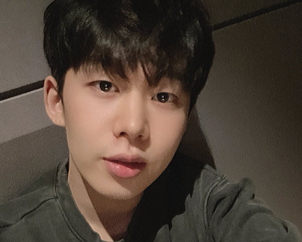 #JYPLOUD hashtag on Twitter