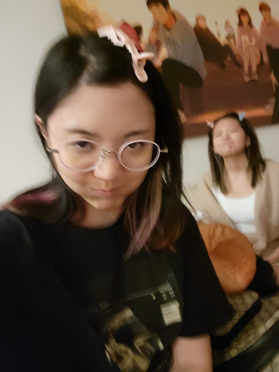 lily 🌸 team comfy!!!のイラスト