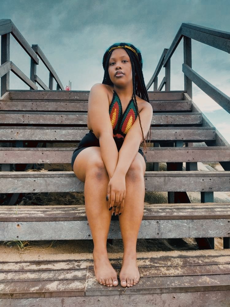 شيء غريب (@spheyena_mdla) | Twitter