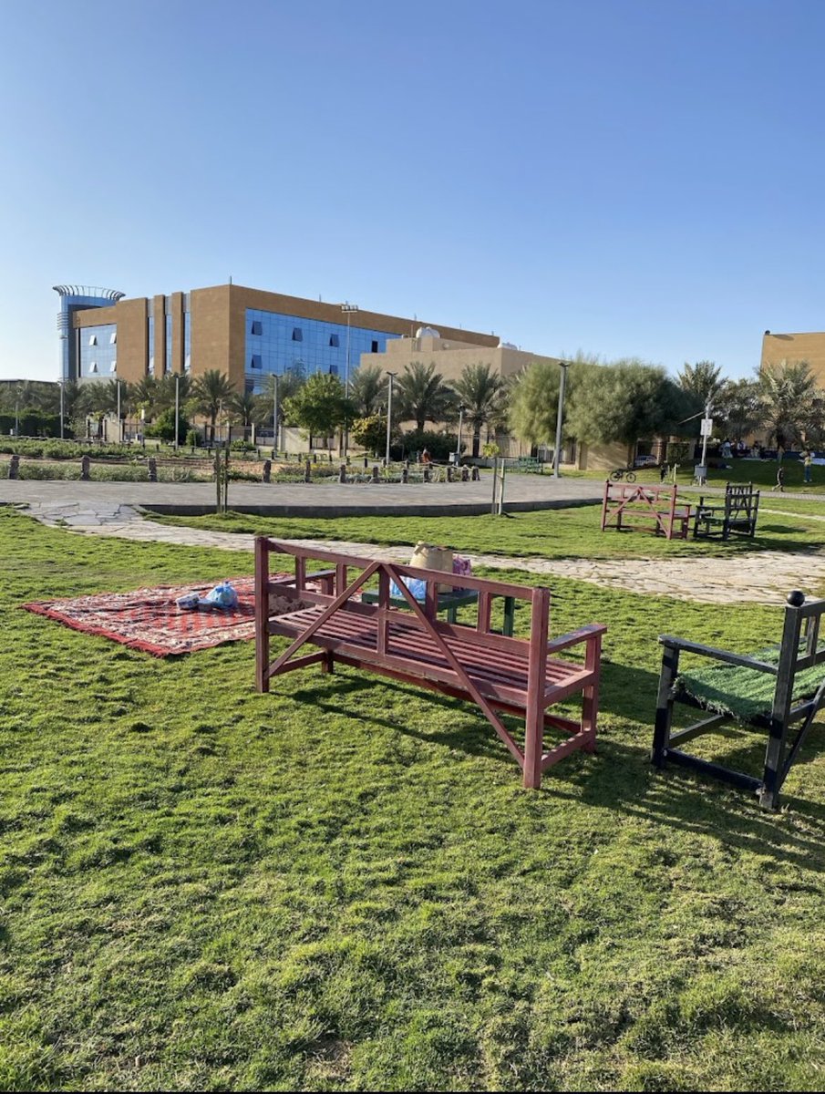 سلسلة ثريد لأجمل الحدائق والمنتزهات والبحيرات في الرياض ، استمتعوا فيها ...