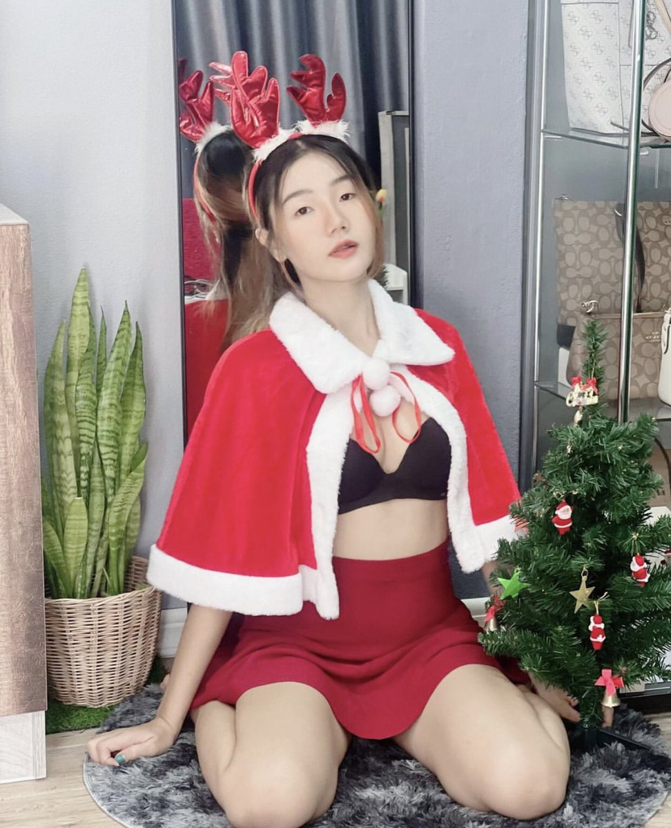 ขาน้องหมวยนี่สวยชิบหาย Niranam DanDum @intermec_low