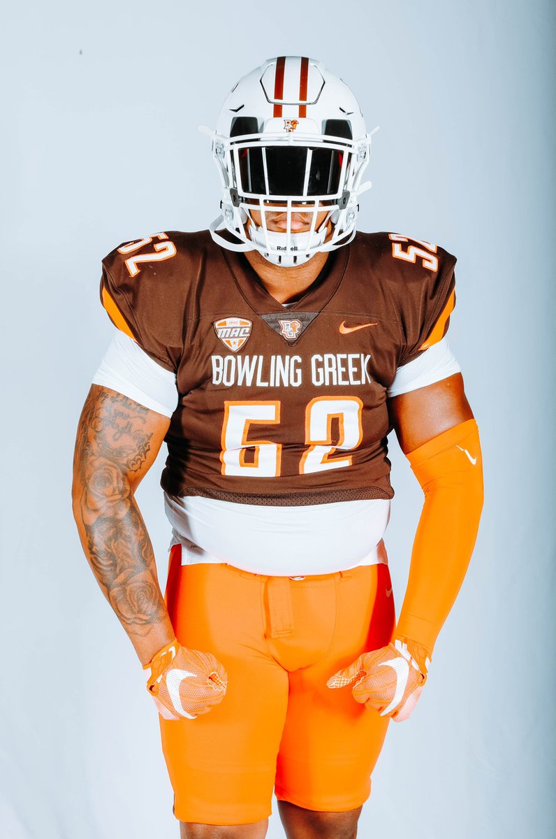 Memphis Offensive lineman Jakari Robinson transfers to Bowling Green ...