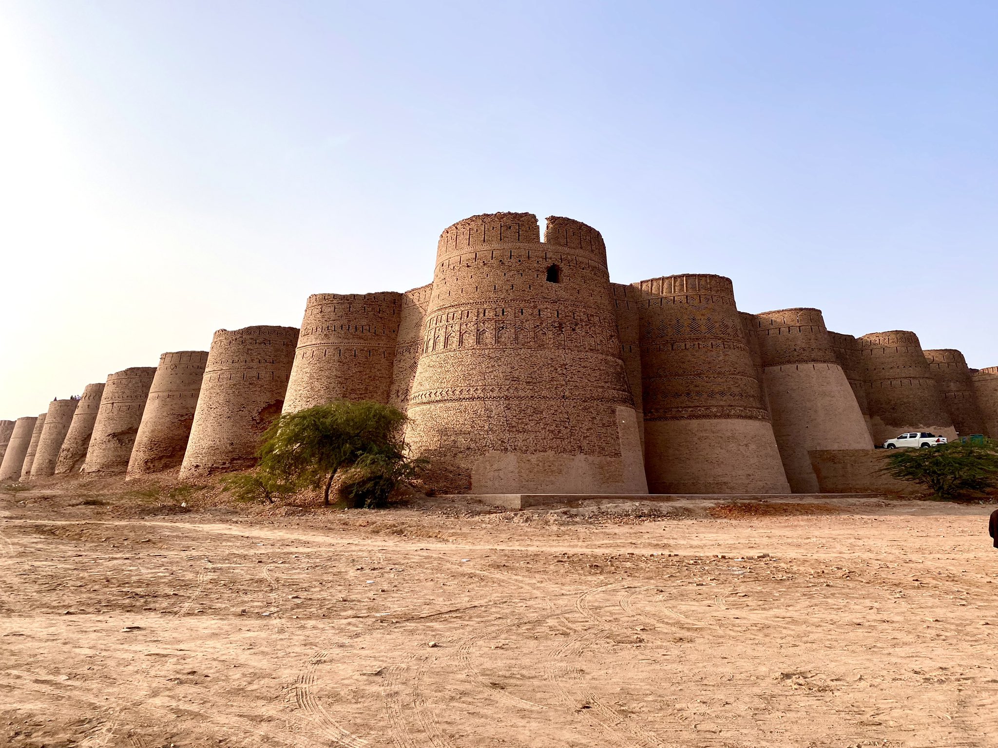 Derawar Fort Cholistan Desert