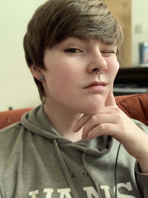 TW Pornstars - Lain Arbor. Pictures and videos from Twitter. Page 11