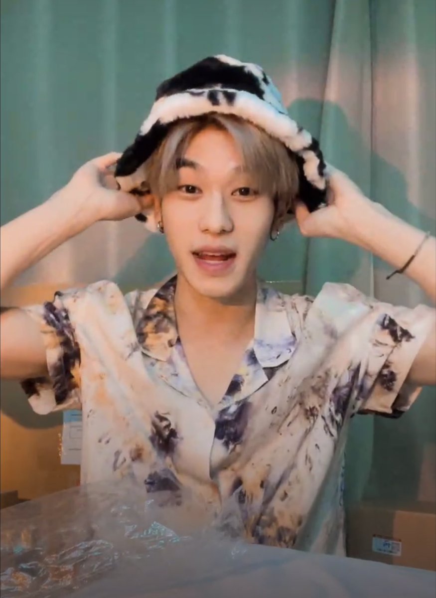 ฉันเป็นไดโน่ตัวเล็กๆ 🤍 (@PIMPLOY_ii) | Twitter