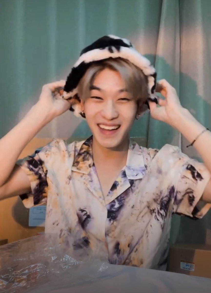 ฉันเป็นไดโน่ตัวเล็กๆ 🤍 (@PIMPLOY_ii) | Twitter