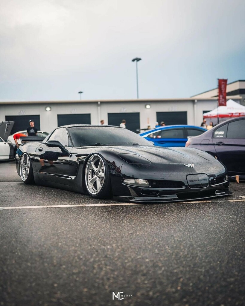 Slammed Corvette
