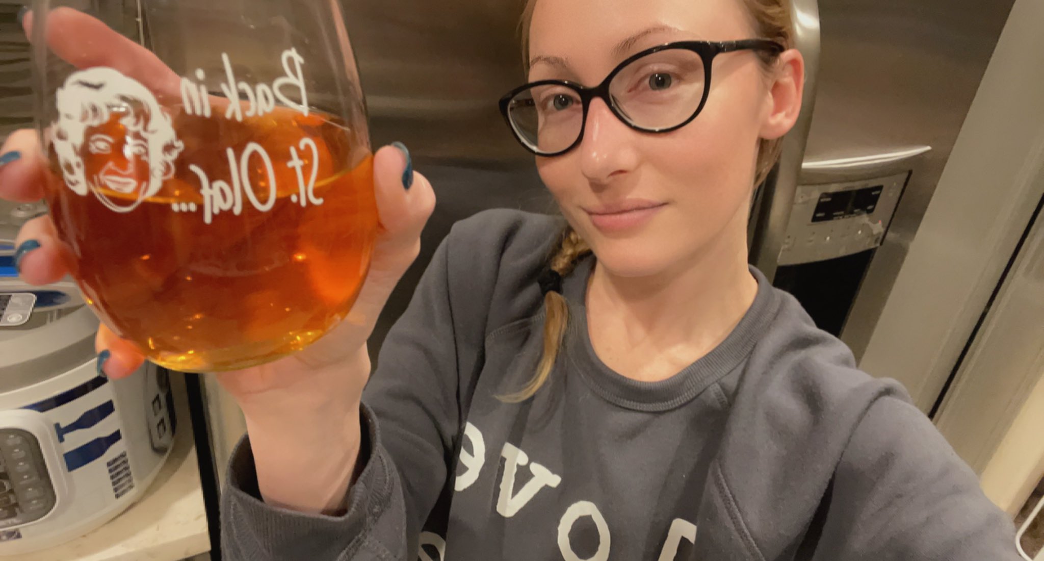 TW Pornstars - Crystal Clark. Twitter. Cheers to you Betty. 🥂 ️ Happy ...