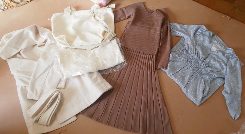 2023年スナイデル（SNIDEL）福袋ネタバレ中身まとめ！アウター、ワンピースなど5点入り | Jocee@最新ニュース