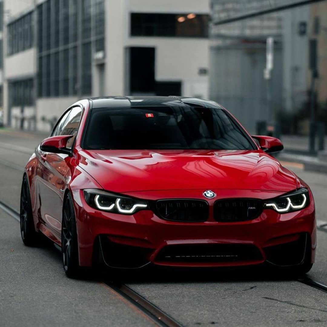 2022 M4 Red