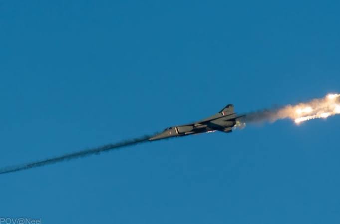 1/13.(1A) In Aerolndia-2021, HAL showcased their ambitious project ...