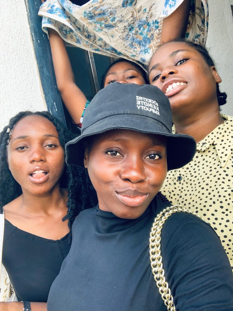 Favour Ezeh (@iamfahveze) | Twitter