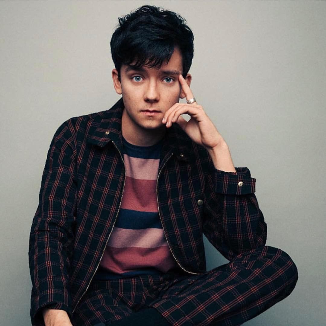 Film Updates On Twitter Asa Butterfield And Natalia Dyer To Star In
