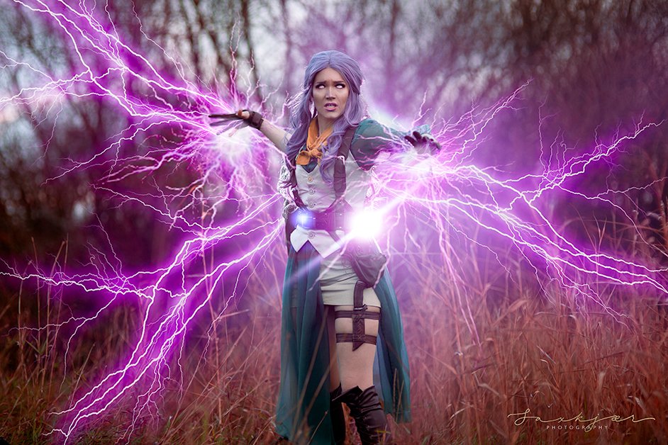 Twoucan - Sørine 🐱 (@SurineCosplay)