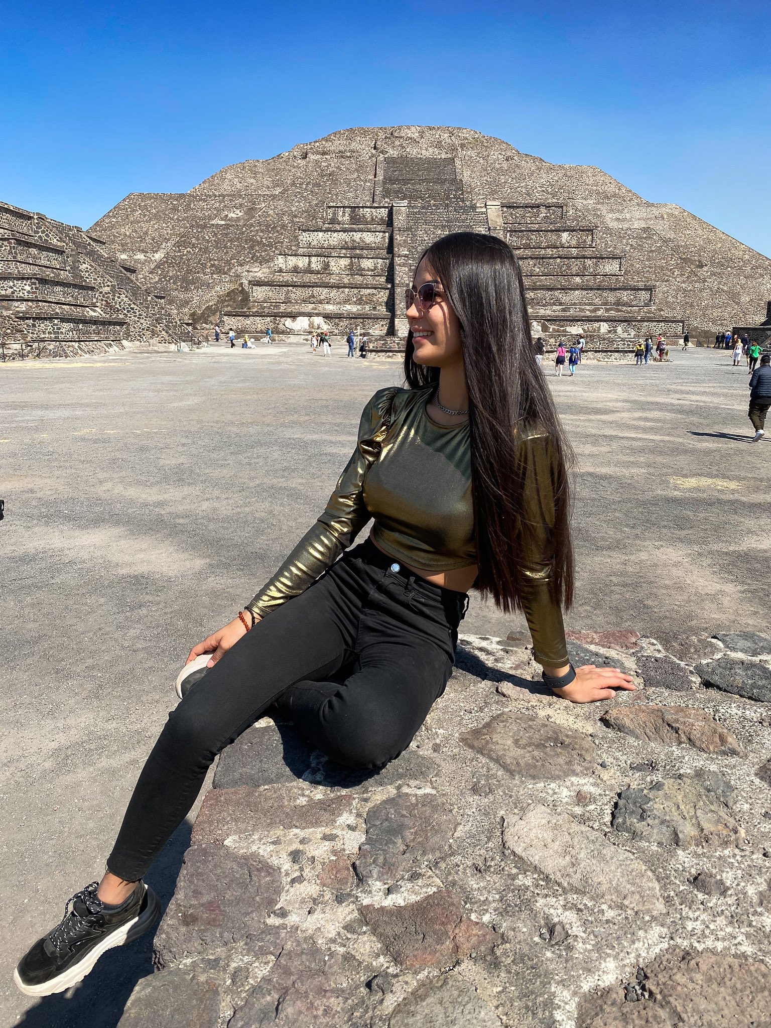 TW Pornstars - 2 pic. EMILY ORTIZ. Twitter. 🍂. 8:26 PM - 6 Jan 2022