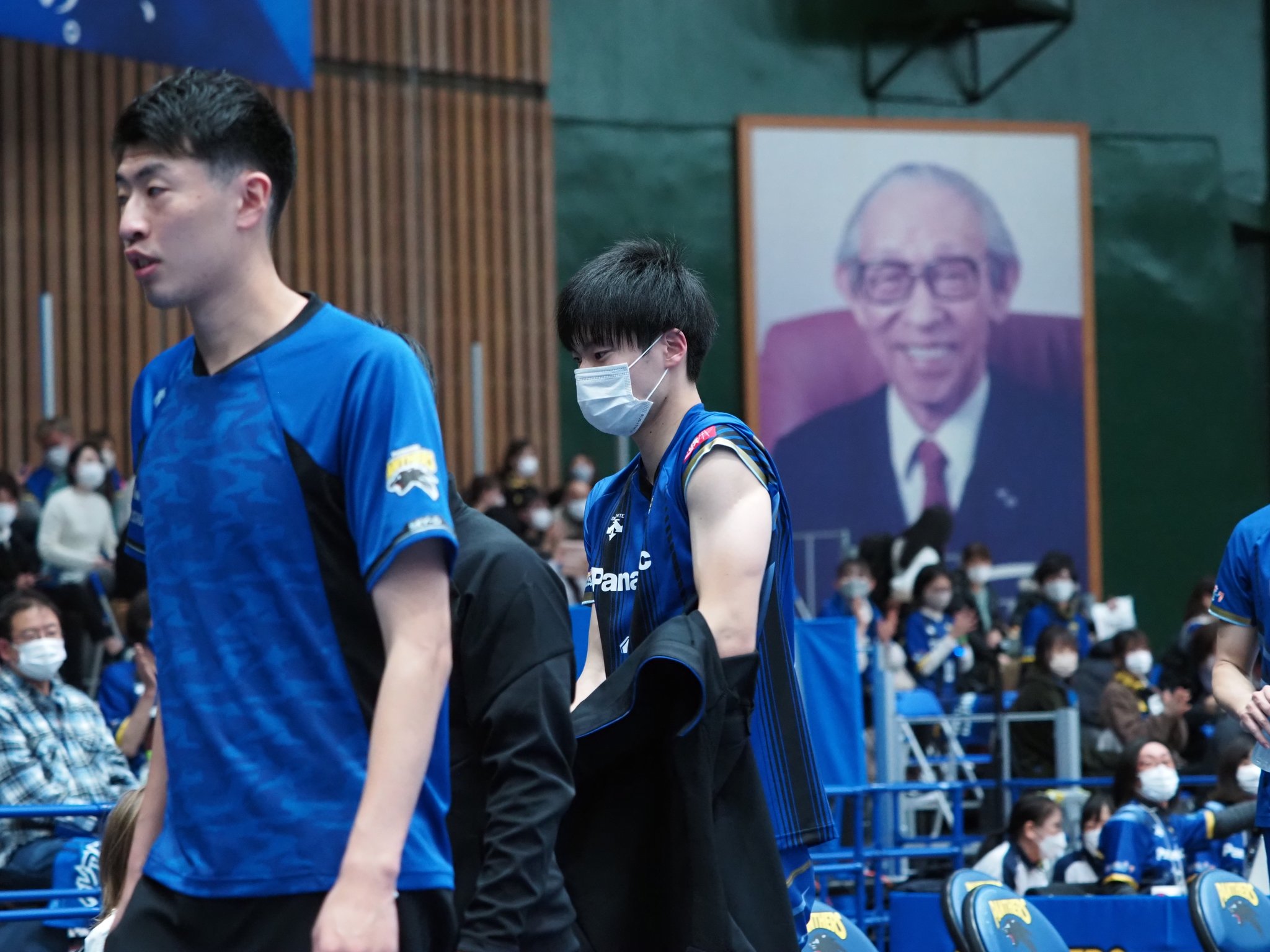 KOYORI🍵🐾 on Twitter: "たっちゃんがおもむろにジャージ脱ぎだすから『ほぉ、これは素晴らしい筋肉…💪』って感心してたら五輪メンバー集まった！！！ #パナソニックパンサーズ ...