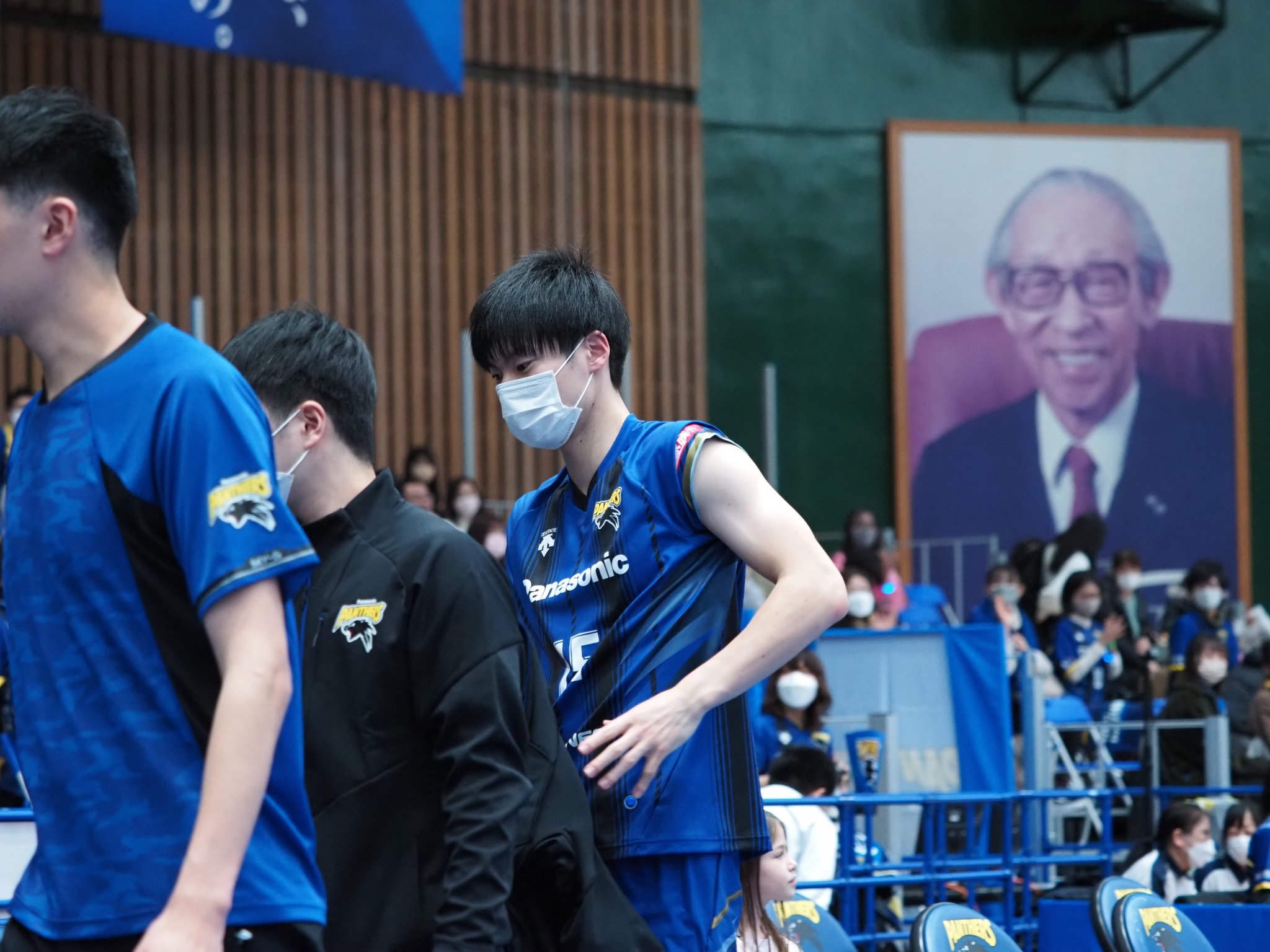 KOYORI🍵🐾 on Twitter: "たっちゃんがおもむろにジャージ脱ぎだすから『ほぉ、これは素晴らしい筋肉…💪』って感心してたら五輪メンバー集まった！！！ #パナソニックパンサーズ ...