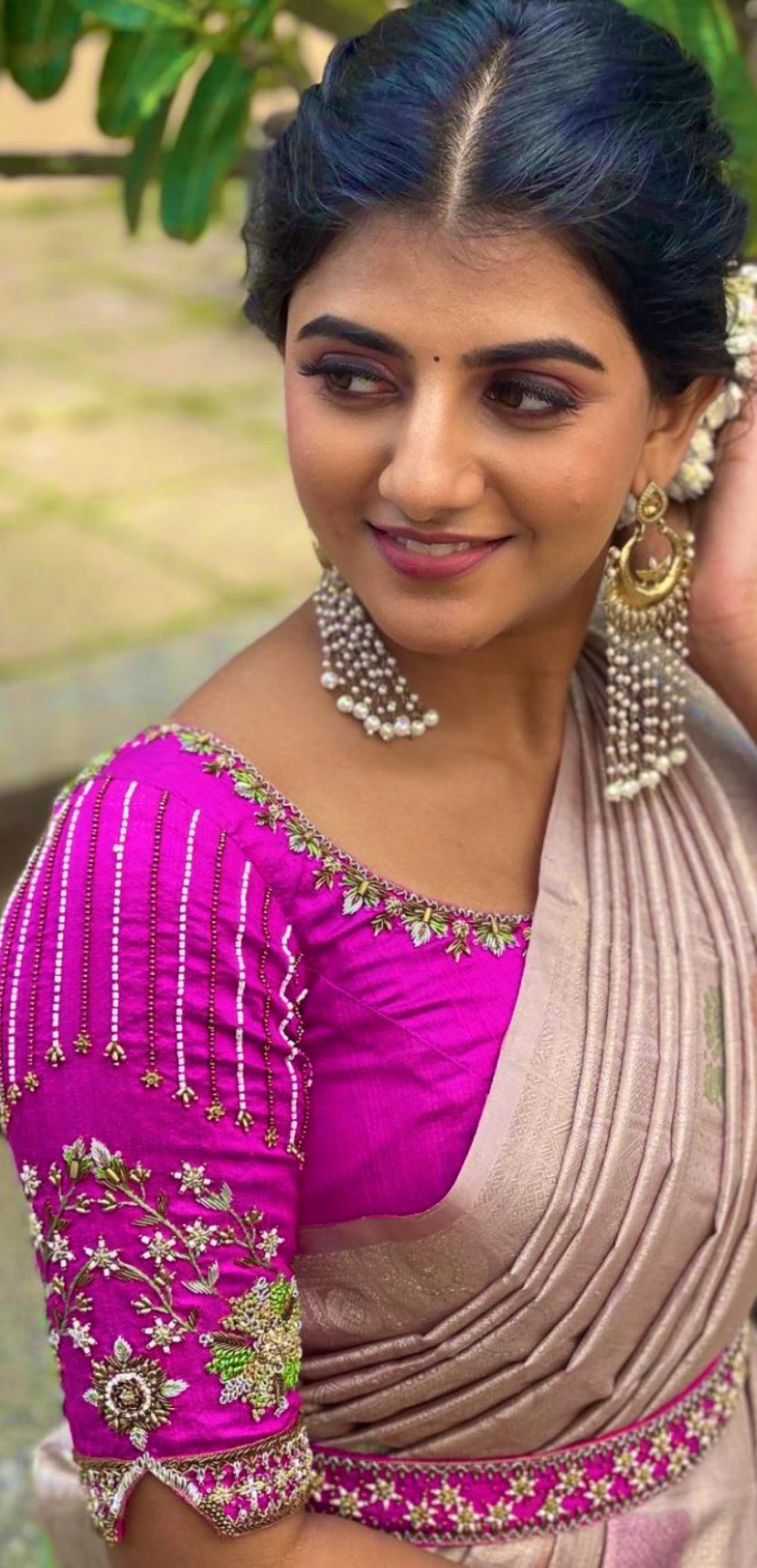 Abirami Navel Abhirami, Tamil Actress, HD Phone Wallpaper | Peakpx