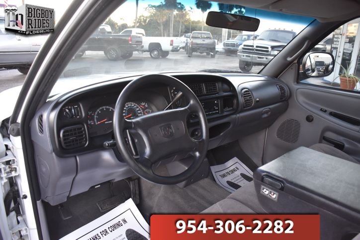 2000 Dodge Ram 1500 Interior