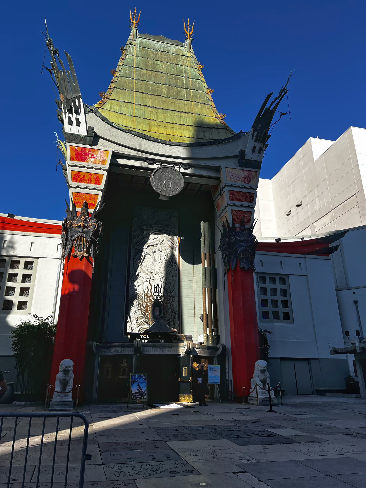 TW Pornstars - Sif Blvck. Twitter. I made it to LA, I’m sweating 💦. 11: ...