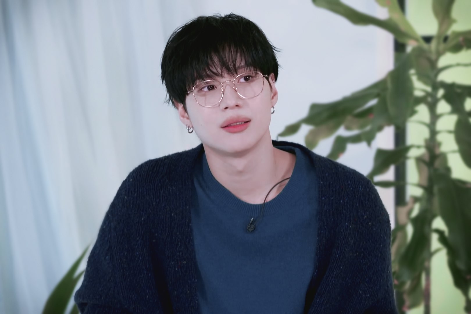 Taemin Black Hair 2022